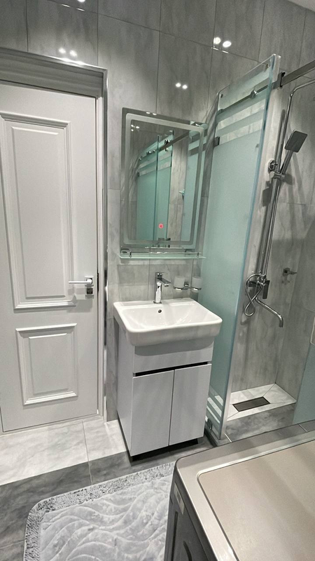 Продается Орзу чорраха Ниязова 3/6/9 площадь 81 м2 С мебелью и техника