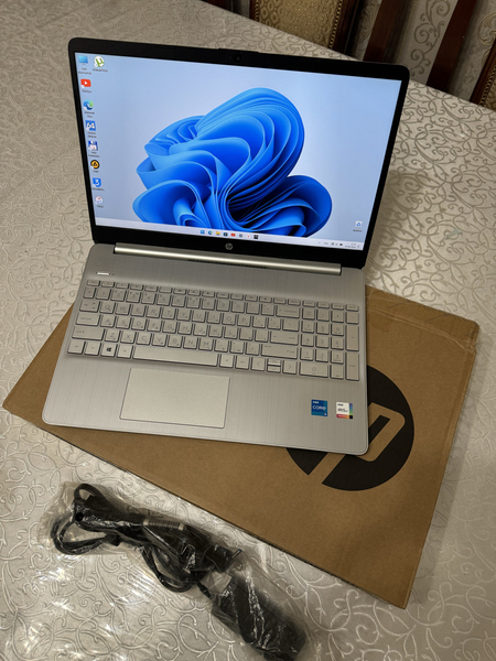 HP Laptop 15-dy2061ms