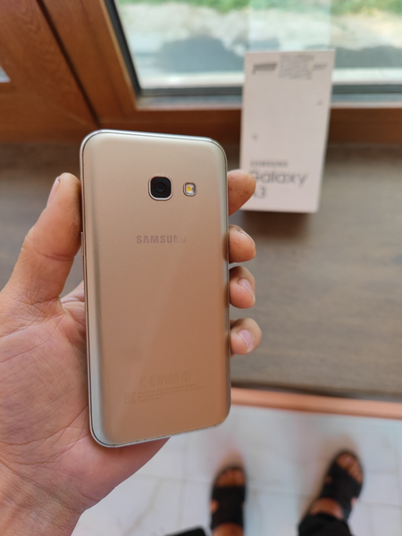 Samsung galaxy A3 2017