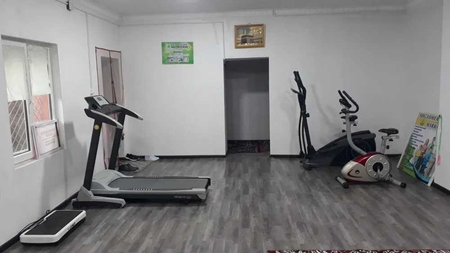 Fitness raqslari va vazn yo'qotish uchun faqat qizlar va ayollar uchun