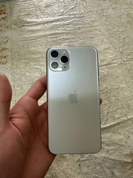 Iphone 11 pro LLA