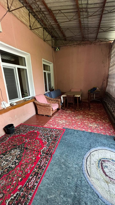 Продаётся 4 х комнатная квартира