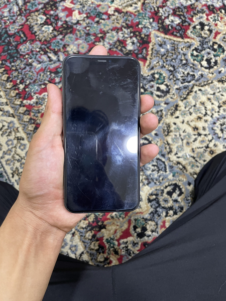 Iphone 11 pro в хорошем состоянии