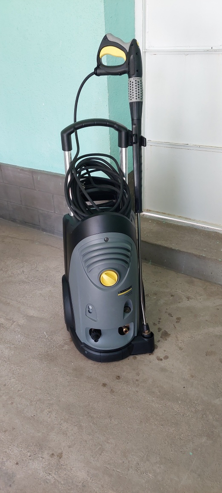 Karcher б/у в хорошем состоянии