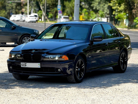 Продаётся BMW E39 530i  2002 года