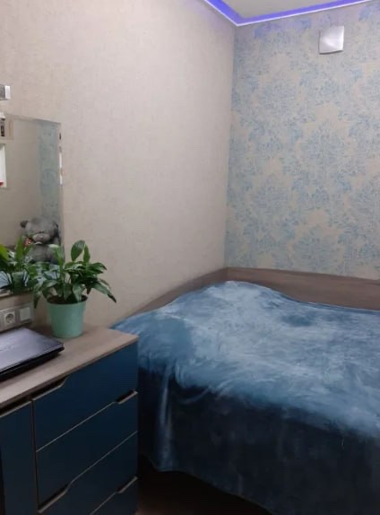 Бобура 1в2 Спец план +не торец .Т. Джуманджи рядом 1*6 балкон