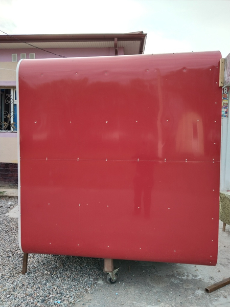 Food truck ko‘chma do‘koni sotiladi