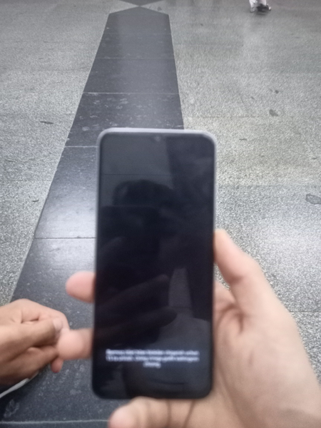 Samsung a22 5g 4/64 xolati ideal karobka yoq