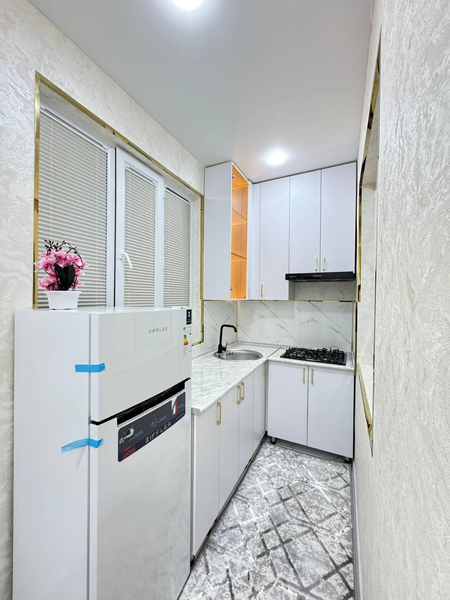 Продажа 1 ком  в 2 х метро Новза 38 КВ.м