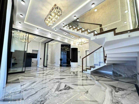 (К127086) Продается 4-х комнатная квартира в Юнусабадском районе.