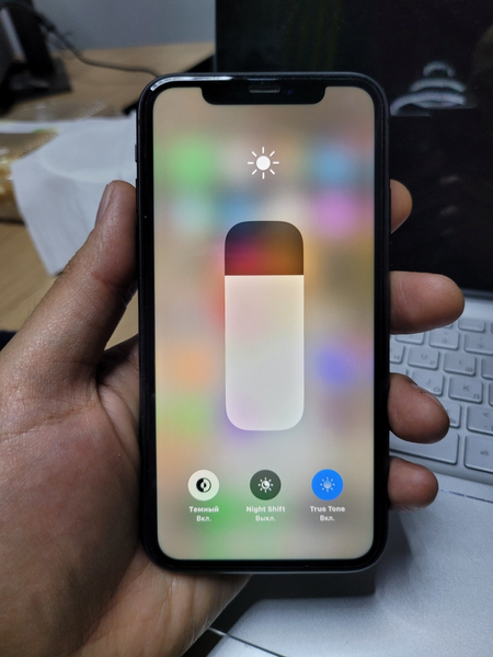 iPhone 11 64Gb. В идеальном состояние