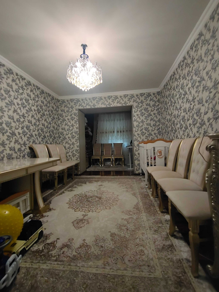Продается 2ком.квартира кирпич ЭКО базар,Феруза 2
