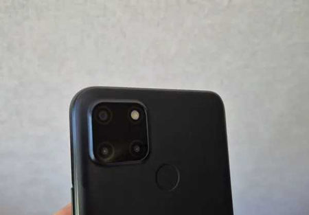 REALME C21Y Sotiladi