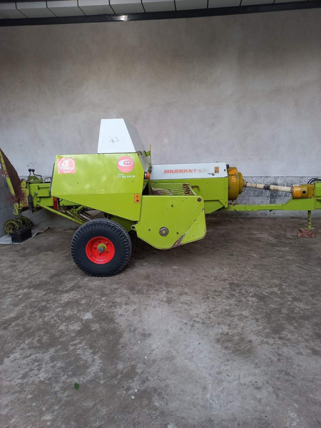 Claas markant 55