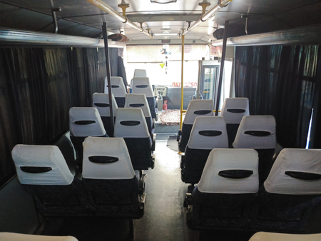 Isuzu avtobus 2012y MP21 holati yaxshi