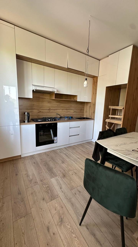 Продается своя квартира 60кв м, с ремонтом мебелью