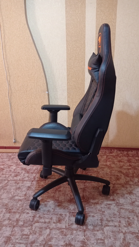 Игравой кресло COUGAR Outrider S сотилади