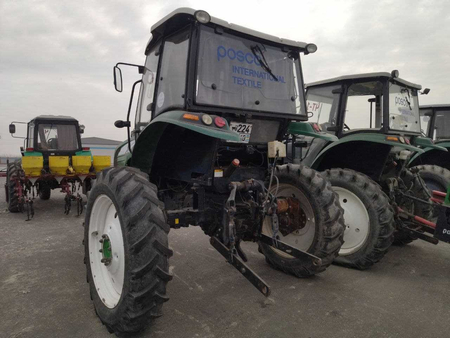 Traktor TTZ-811 ТТЗ Трактор ChT-10