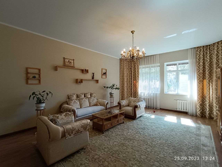 Садыка Акимова 145 школа 3/2/7 спецплан 181м²