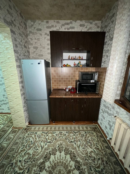 Юнусабад 19 4/2/5 балкон 2*6 трапетция