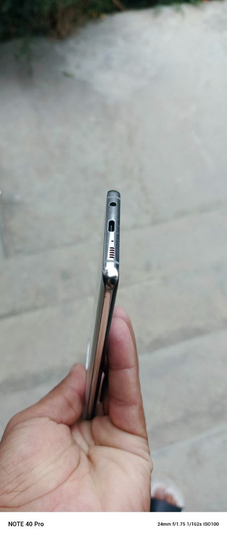 Samsung S10+ телефони