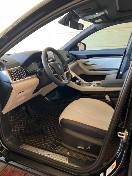 BYD Song Plus Flagship sotiladi