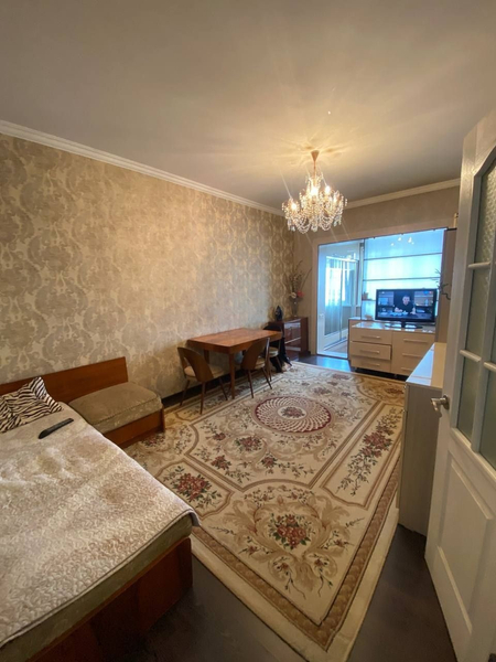 Продам 1 комнатную на Юнусабаде 15 квартале