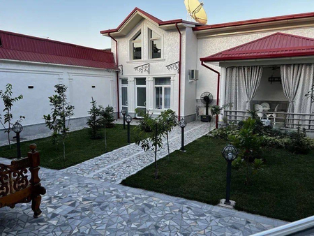 Продается Евро дом Ор-р: Домбрабад 350м2
