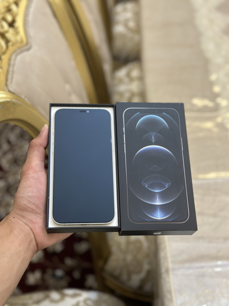 iPhone 12 Pro Max karoka dakument ochilmagan