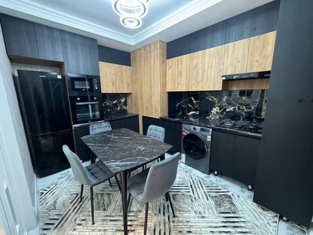 Сдается квартира 3х ком Юнусабад ЖК Xonsaroy (11219)