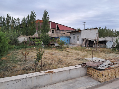 Участка сотилади