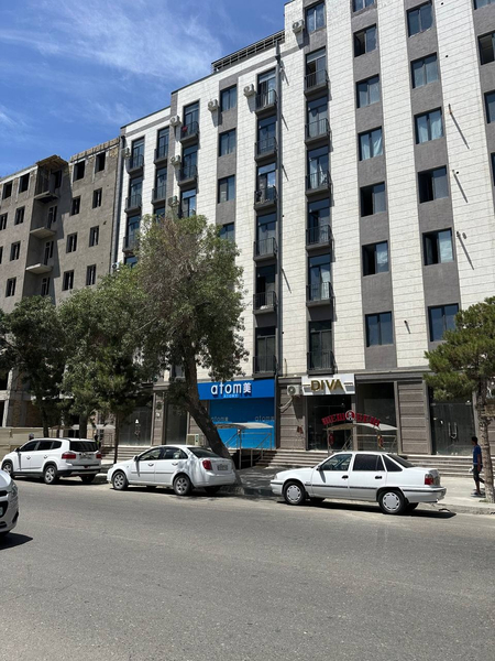 Эски ЦУМ йул ёкасида жойлашган нотурар жой сотилади