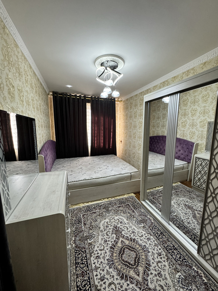 Продам квартиру Карасу 4 конечка + парковка мебель техника остаётся