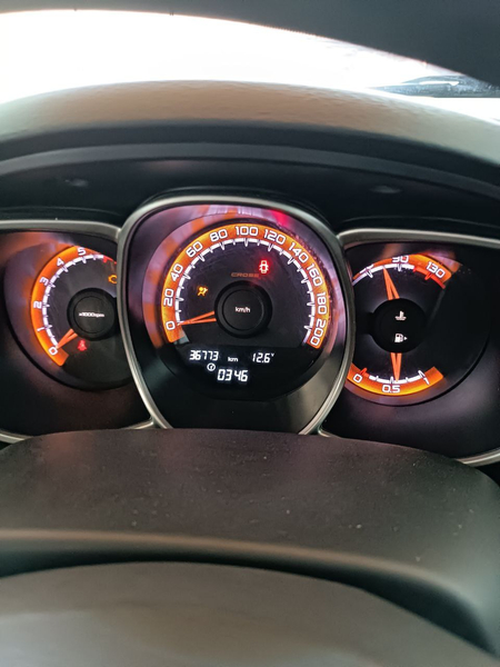 Lada Vesta sv cross