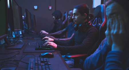 Oyin  uchun  game  clublaga kompyuter  yigamiz  soni  cheklanmagan