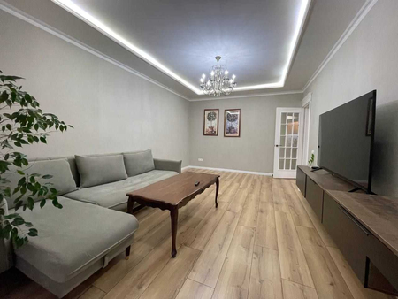 Срочно продаётся квартира на Дархане 3/4/9 М Улугбинский район (J2581)