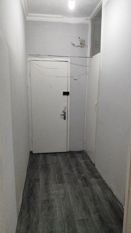 Юнусобод 7 кв 1 этаж 2/3 хона срочно сотилади