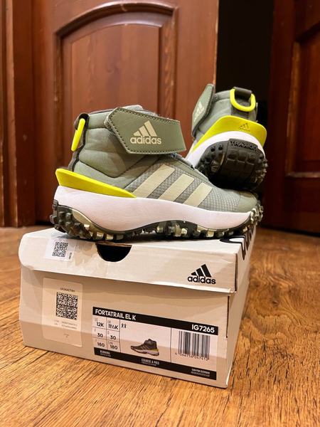 Кроссовки Adidas для мальчиков