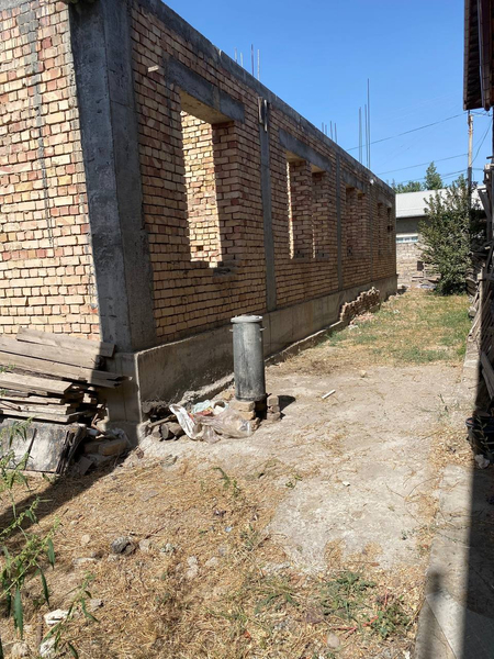 Дом , жилой участок