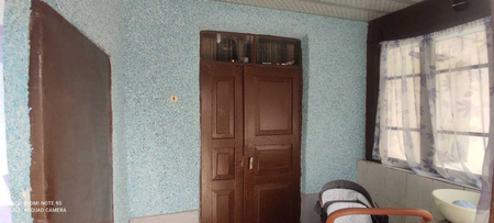 Uy sotiladi 6sotik 9xona