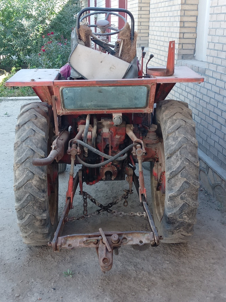 T25 Traktor selxoztexnika