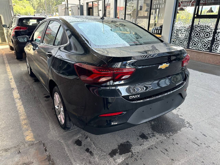 Chevrolet onix M/T benzin