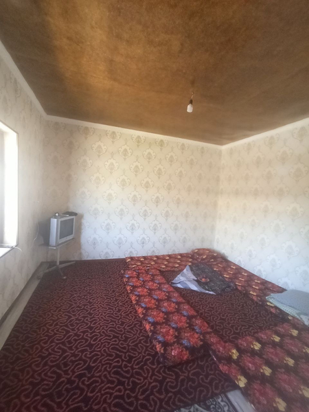 Vagzaldan hamma qulayliklarga ega hovli sotiladi