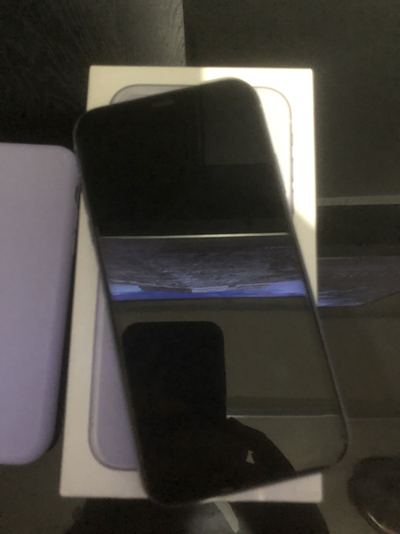 iPhone 11 с горантием