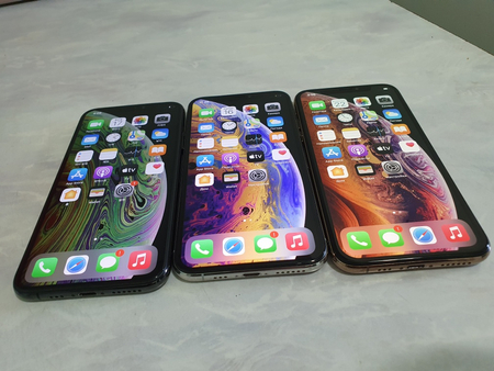 Iphone Xs Ideal 64 GB Gold Whinte Black