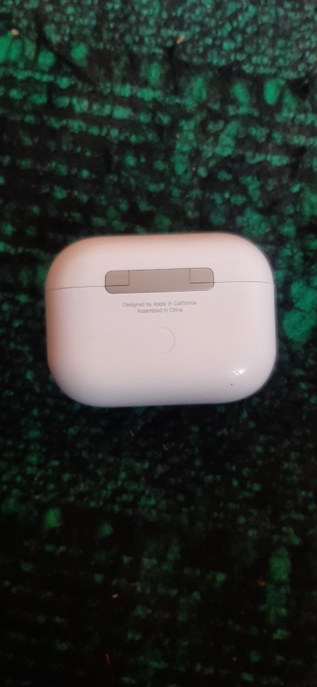 Airpods ishlatilgan