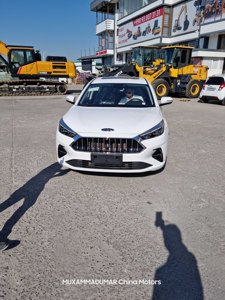 Jac J7 liftback 1.5 turbo kia byd malibu lacetti