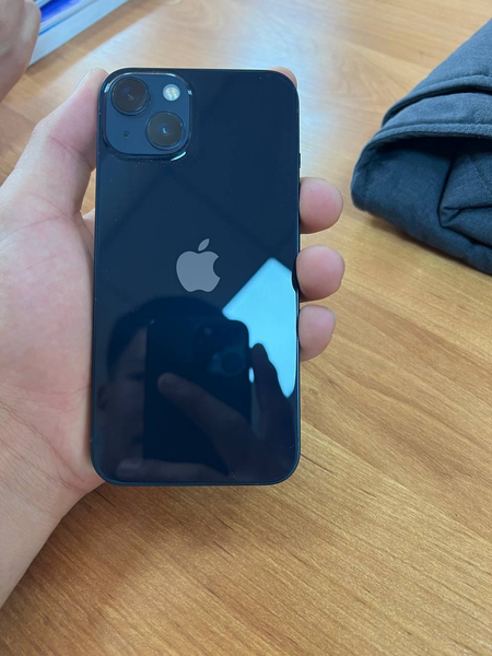 IPhone 13 ideal.