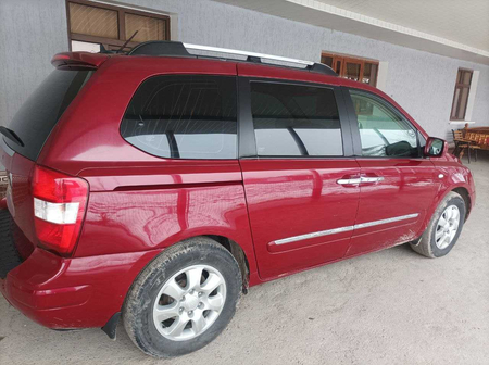 Kia Karnival Sotiladi