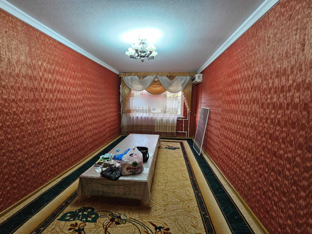 3 xonali 75m² 3-qavat sotiladi.